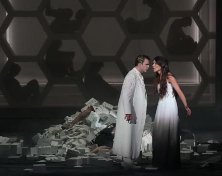 Cassandra | Operavision